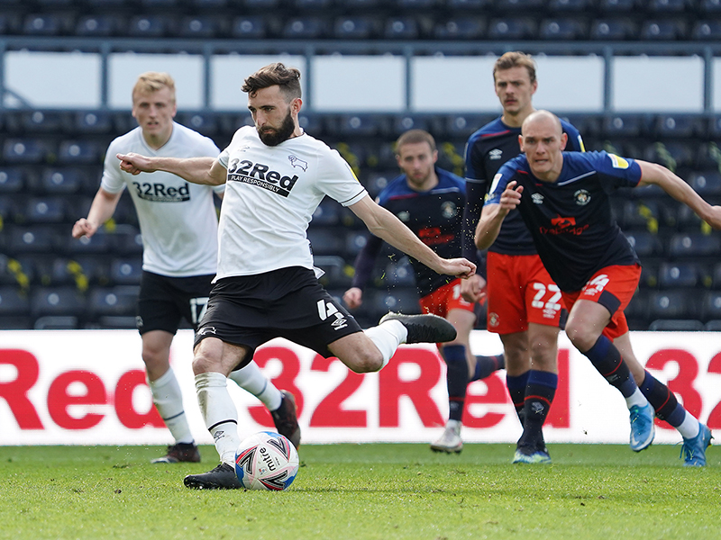 Match Gallery: Derby County vs. Luton Town - Blog - Derby County