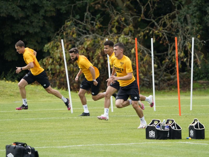 Training Gallery: Players Put Through Their Paces During Pre-Season ...