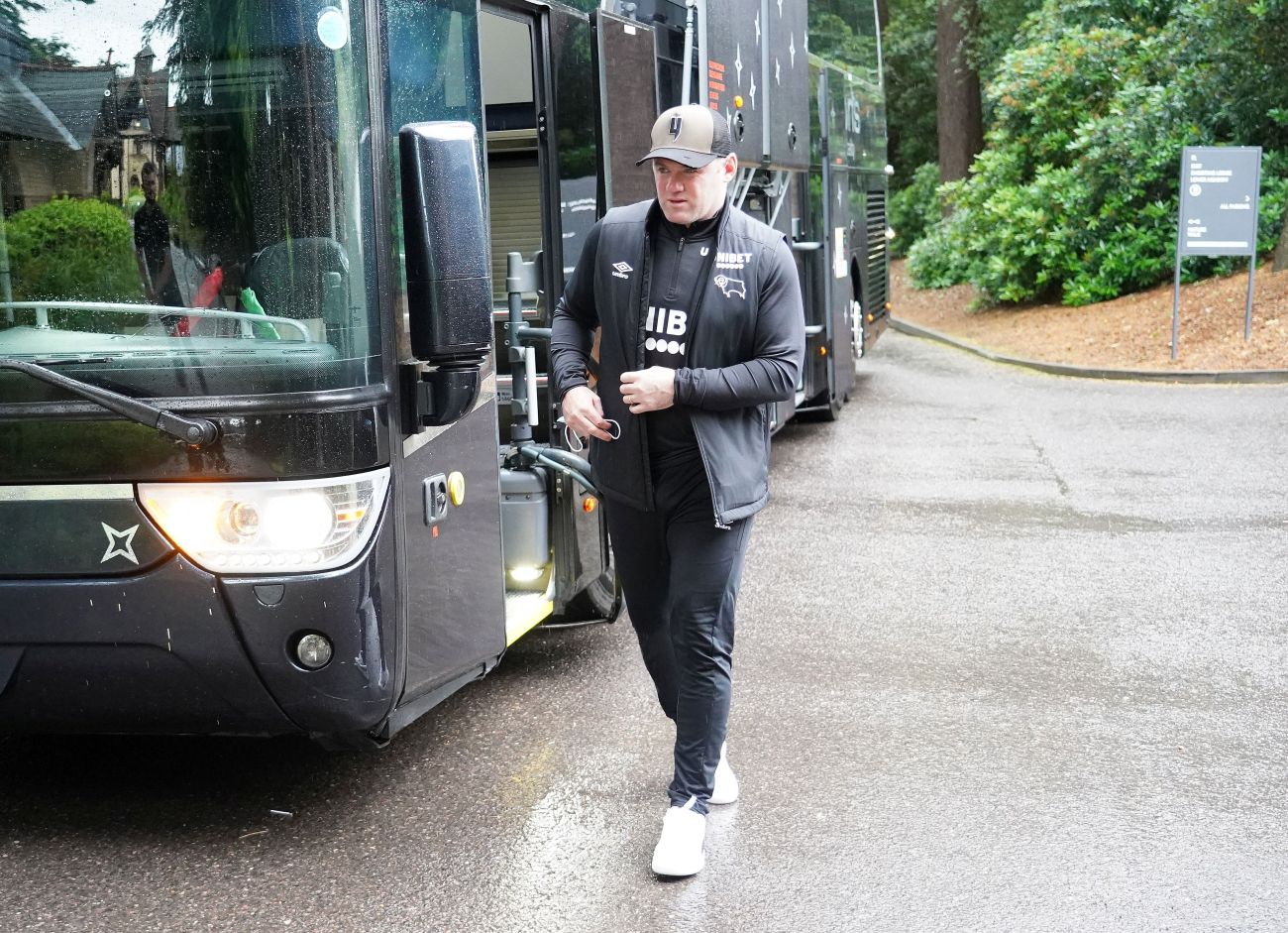 Derby’s Players Arrive At Training Camp In Build-Up To 2021/22 Season ...